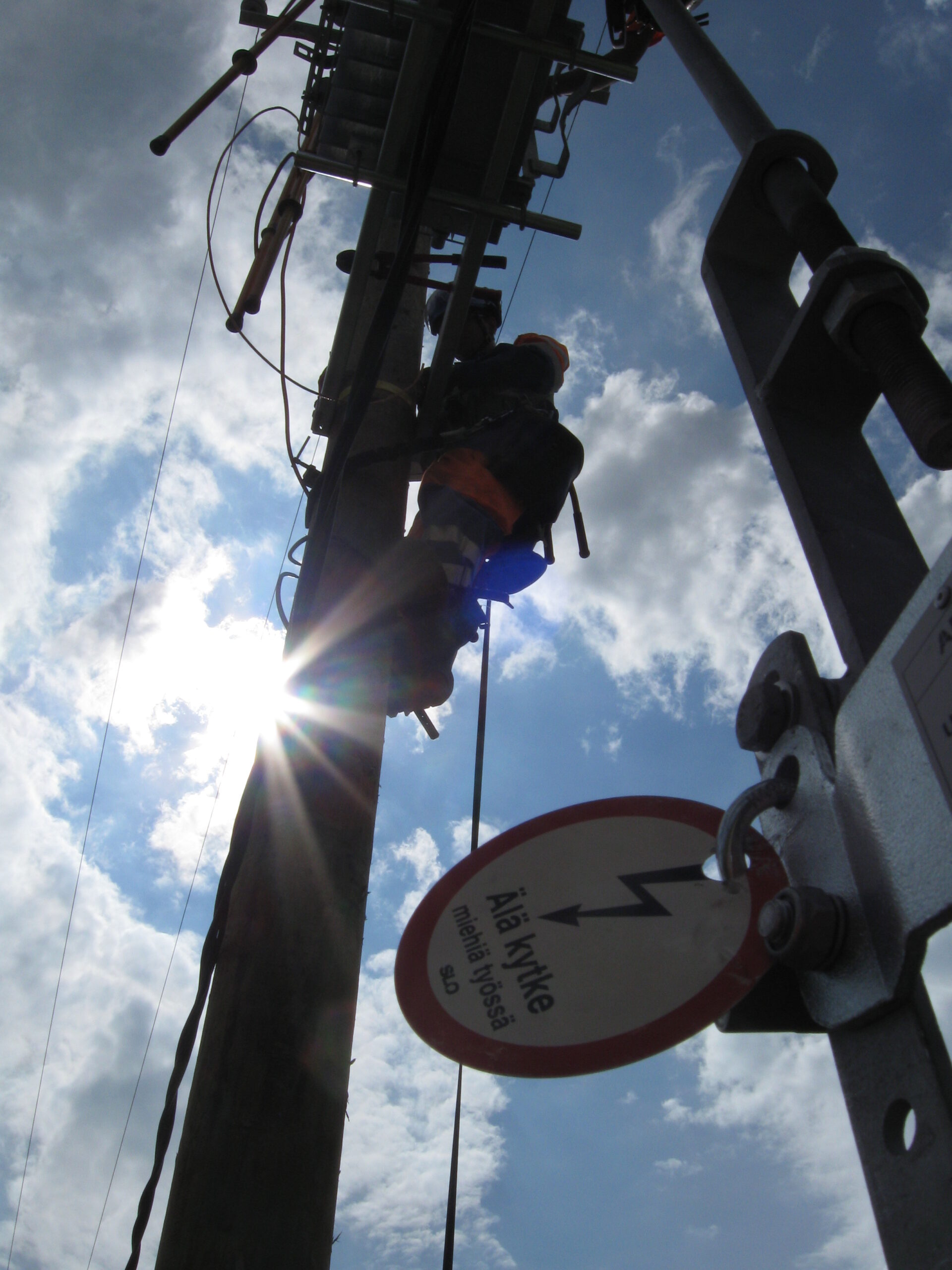 Voimatel’s extensive experience guarantees reliable network maintenance ...
